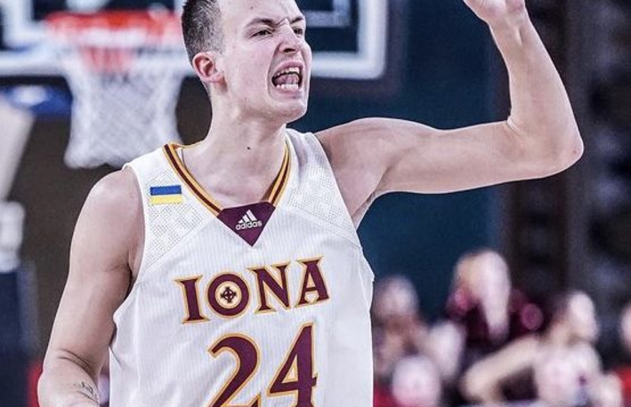 La Dinamo aggrega Van Eyck - SARdies.it